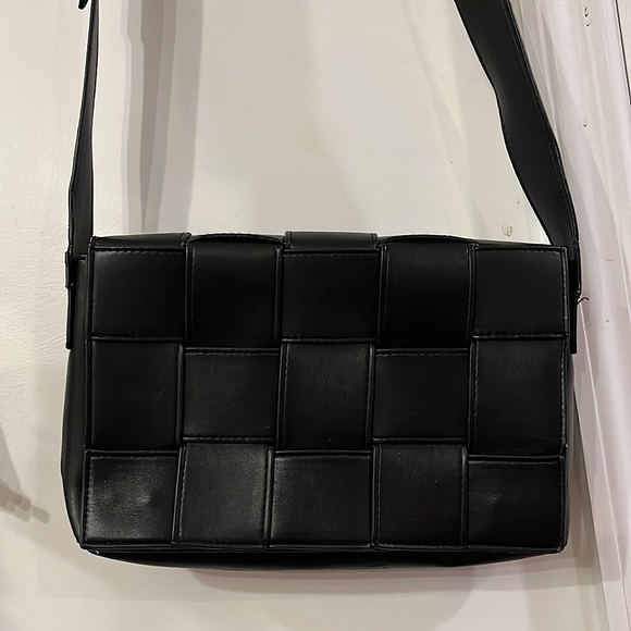 Sondra Roberts | Bags | Quilted Sondra Roberts Purse | Poshmark